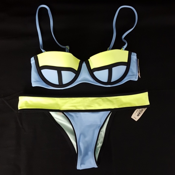 Victoria's Secret | Swim | New Vs 32c Small Bikini Set | Poshmark